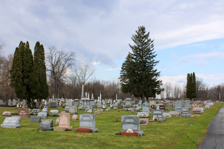 Graveyard. March 2021. – Greylupine Photography